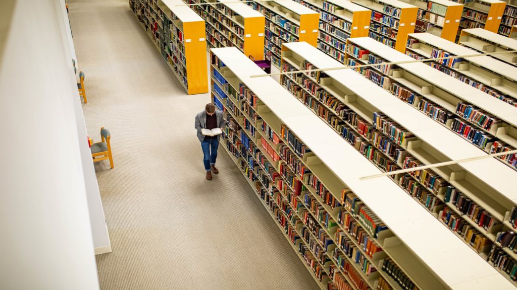 10 Campus Clubs & 5 Downtown Spots for the Bookworm Warrior - Admissions