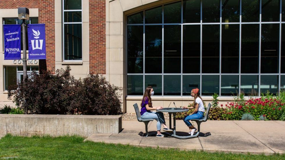 5 Things to Do Outside on Campus - Campus Life